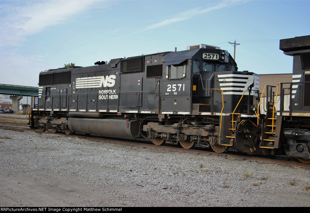 NS 2571